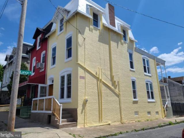 814 Douglass St, Reading, PA 19604