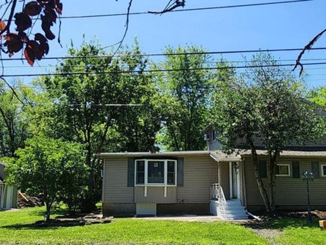 814 Dolington Rd, Newtown, PA 18940