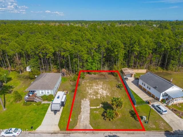814 Deer Trail Lane