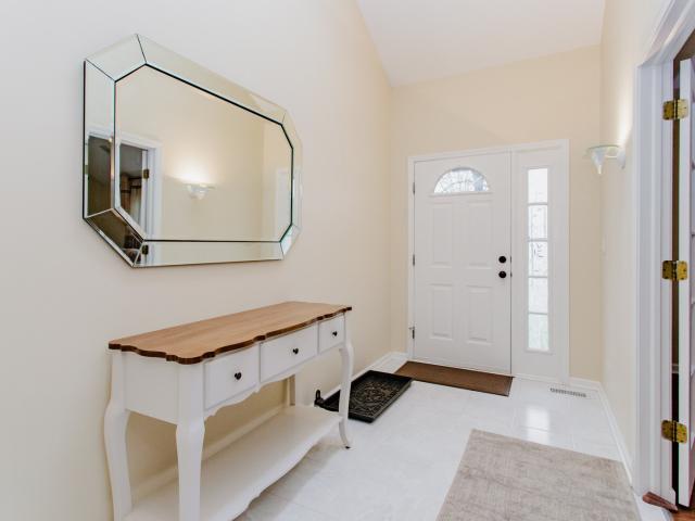 814 Dunhill Drive