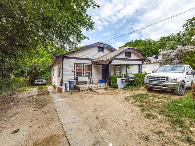 814 E 12th St, Dallas, TX 75203 | MLS #21233 | Compass