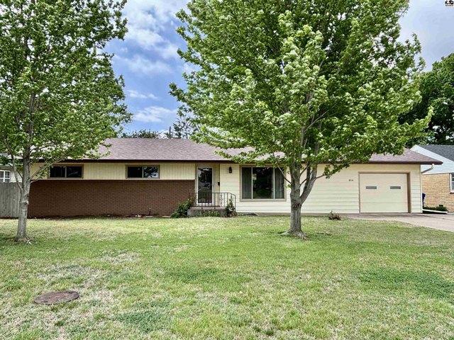 814 E Hancock St, McPherson, KS 67460