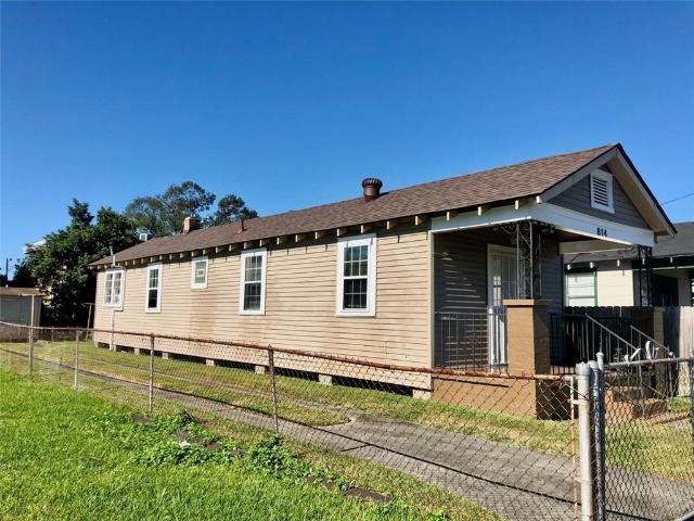 814 Fried St, Gretna, LA 70053 | MLS #2544 | Compass