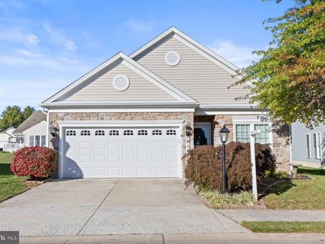 814 Horseshoe Ln, Taneytown, MD 21787