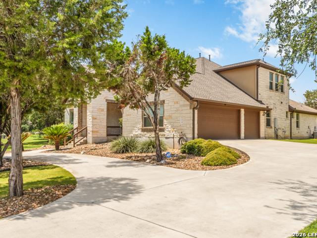 814 Haven Point Loop