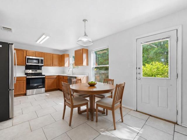 814 Indian Meadow Dr