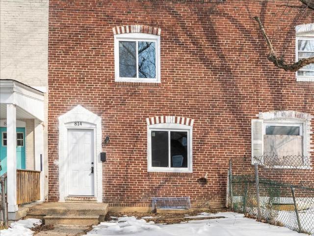 814 Jack St