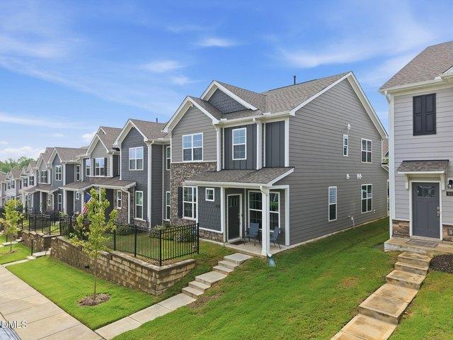 814 James J Freeland Memorial Dr, Hillsborough, NC 27278