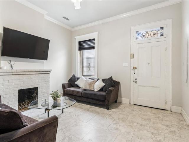 814 Orleans Avenue