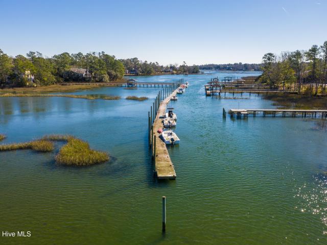 814 Oyster Point Drive