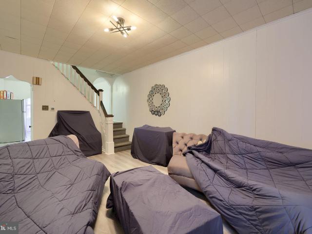 814 Master St, Reading, PA 19602 | MLS #PABK2069 | Compass