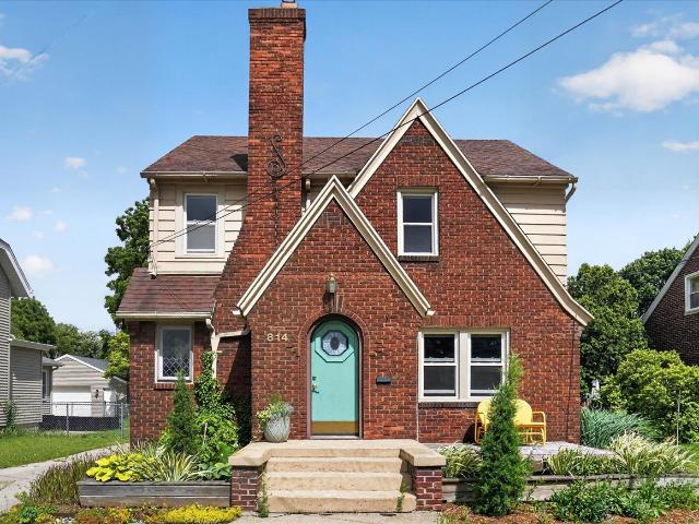 814 N Fairview Avenue