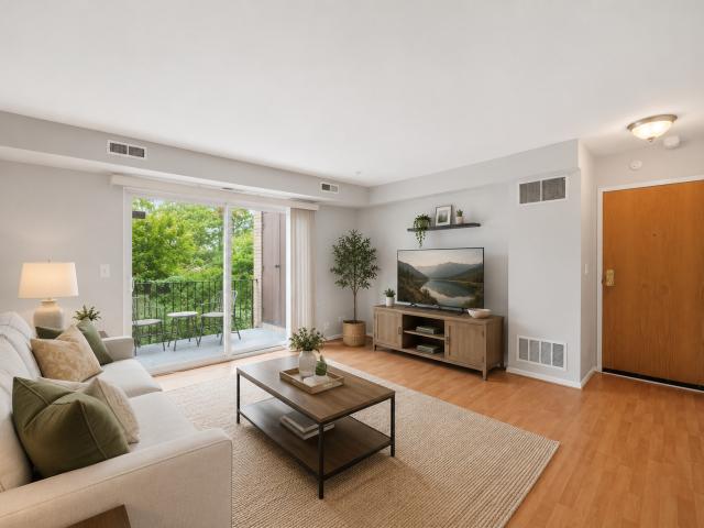 814 N River Road # 3B