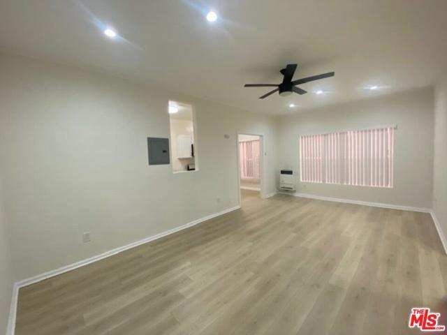 814 S Hobart Boulevard 203
