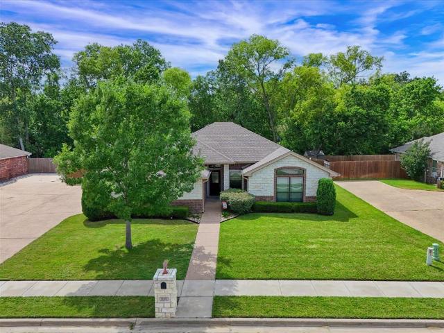 814 Springdale Circle