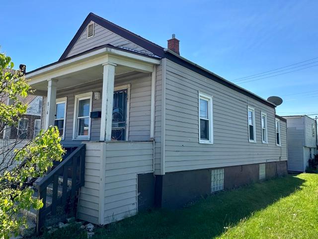 814 Summer Street