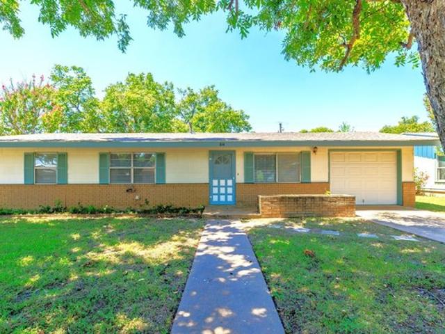 814 Sunset St, Fredericksburg, TX 78624