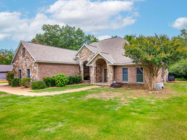 814 Ridge Road