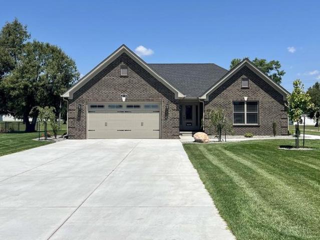814 W Washington St, Monticello, IN 47960