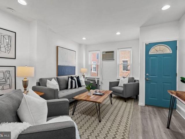 814 Wilder St, Philadelphia, PA 19147