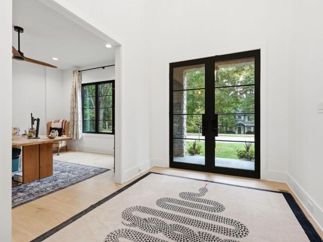 814 Tyrrell Road