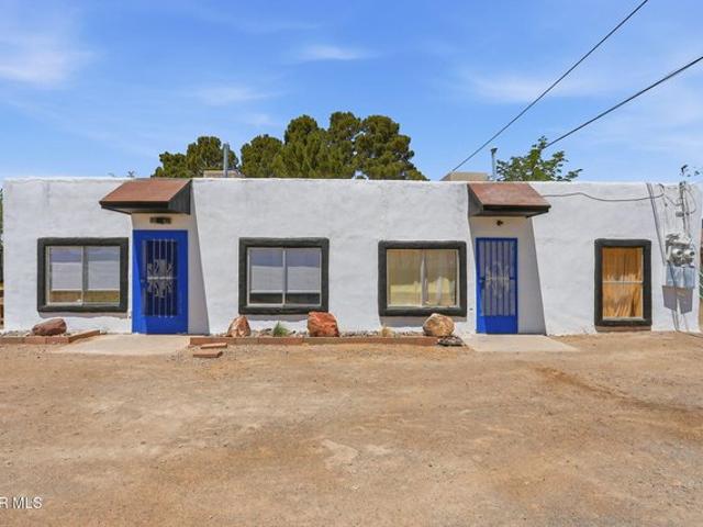 8154 Holloway Pl, El Paso, TX 79907
