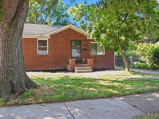 8154 Prospect Ave, Warren, MI 48089