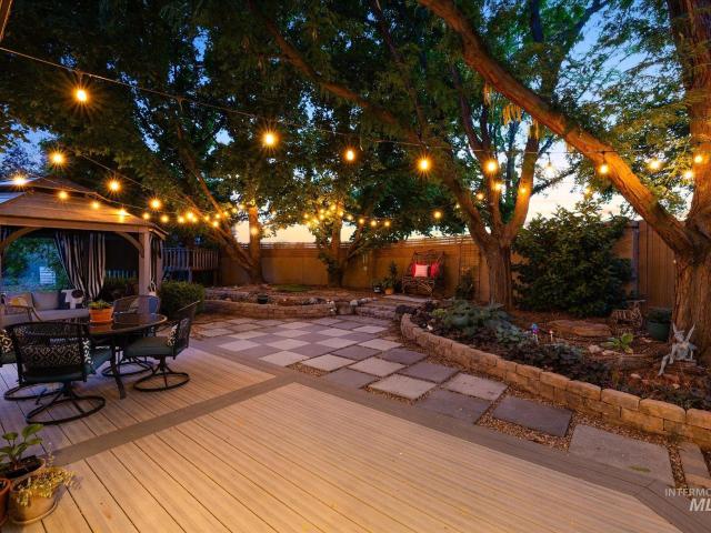 8155 W Burntree Ct
