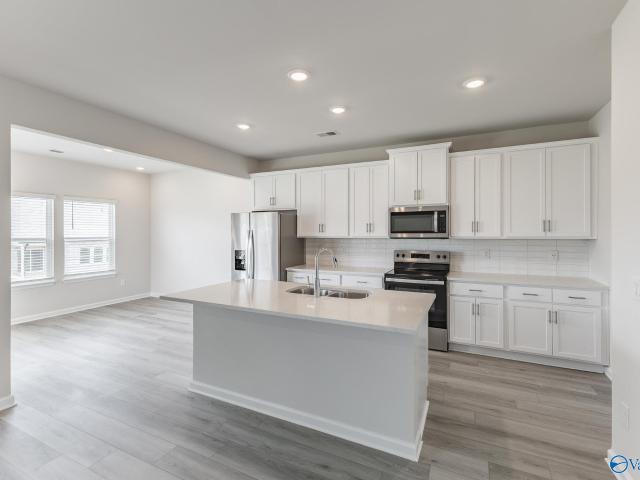 8157 Gaskin Boulevard