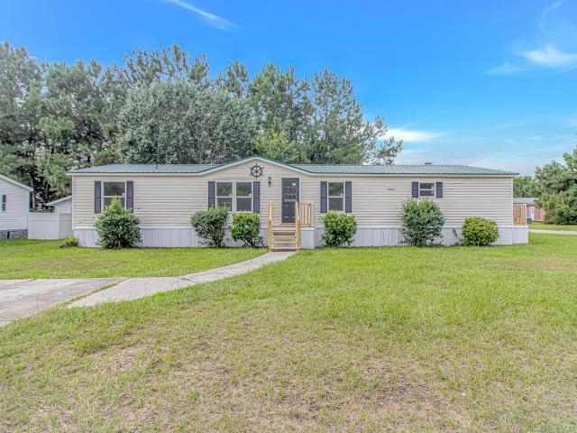 8157 Woodland Dr