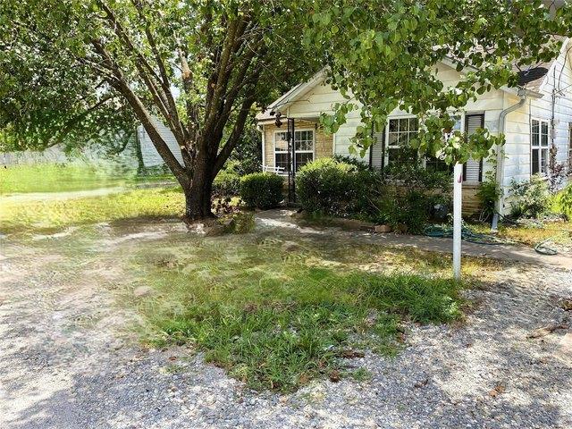 815/811/ W 12th St Unit 815, Bonham, TX 75418