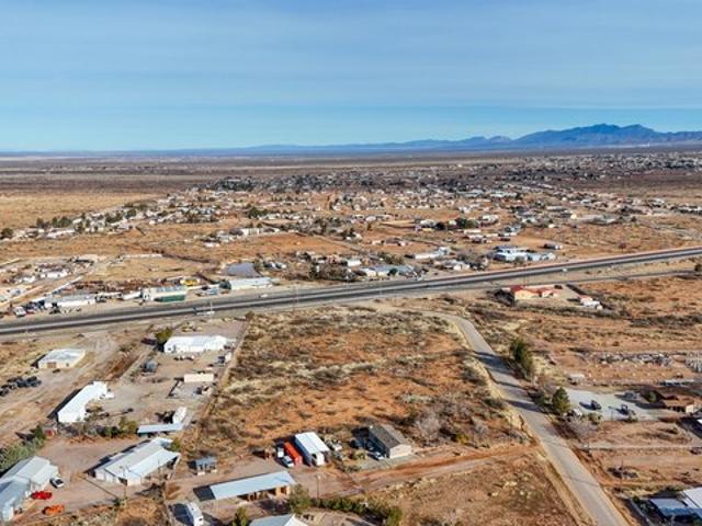 8150 Bataan Memorial E, Las Cruces, NM 88011