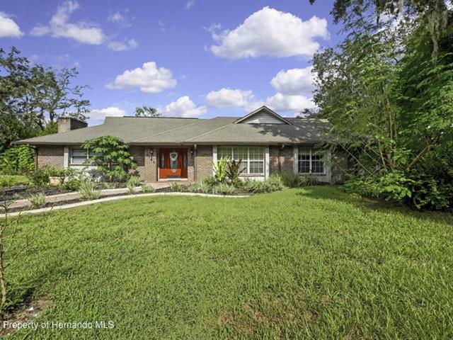 8150 Tranquil Dr, Spring Hill, FL 34606