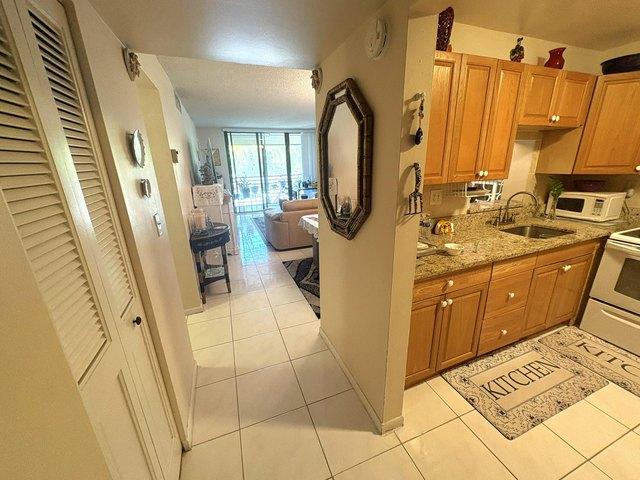 8150 W McNab Rd Apt 222, Tamarac, FL 33321