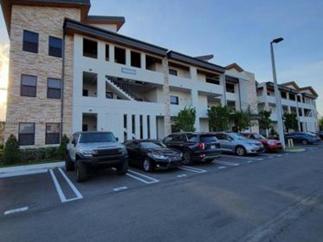 8151 NW 104th Ave #36 Doral, FL 33178