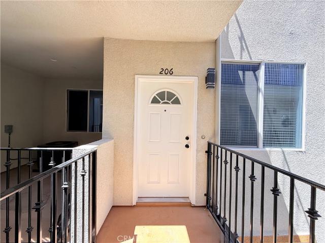 8153 Banana Avenue 206