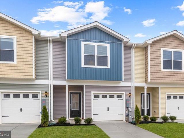 8153 Bartholomew Ct, Baltimore, MD 21206