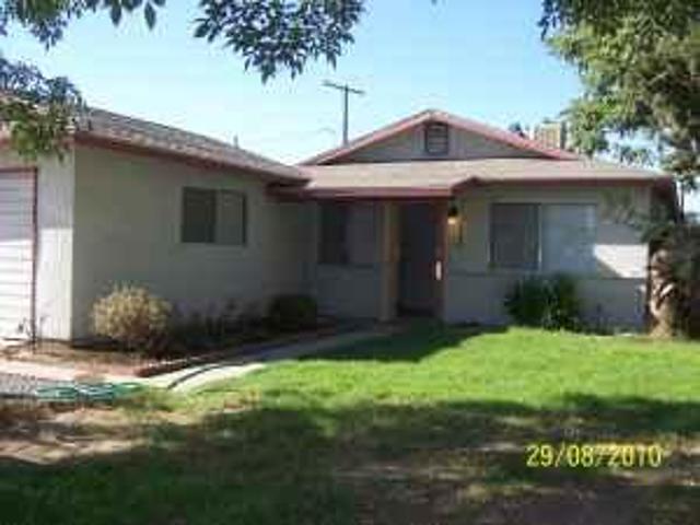 $815 / 3br Great HOME with large yard  2 car garage  Sec 8 OK Tulare