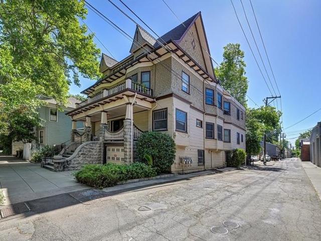 815 17th St, Sacramento, CA 95811