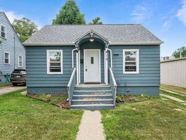 815 20th St, Rockford, IL 61104