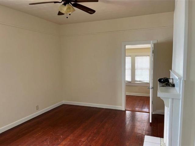 815.5 Roosevelt Place