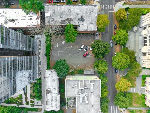 815 9th Ave, Seattle, WA 98104 | MLS #2425 | Compass