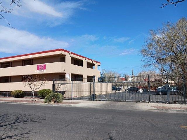 815 Coal Ave SW, Albuquerque, NM 87102