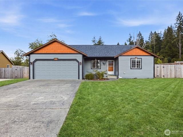 815 Cody St SE, Rainier, WA 98576