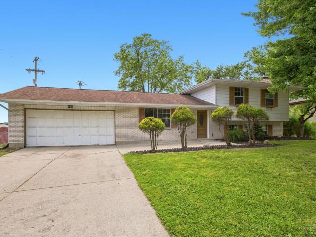 815 Carriage Hill Lane