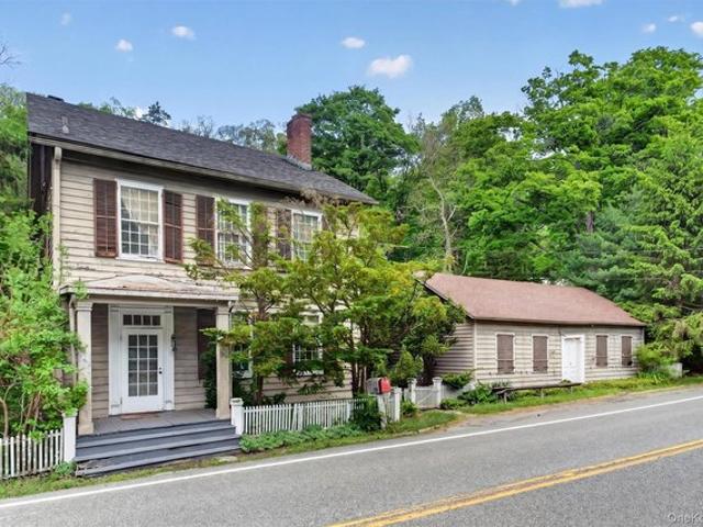 815 Craigville Rd, Chester, NY 10918