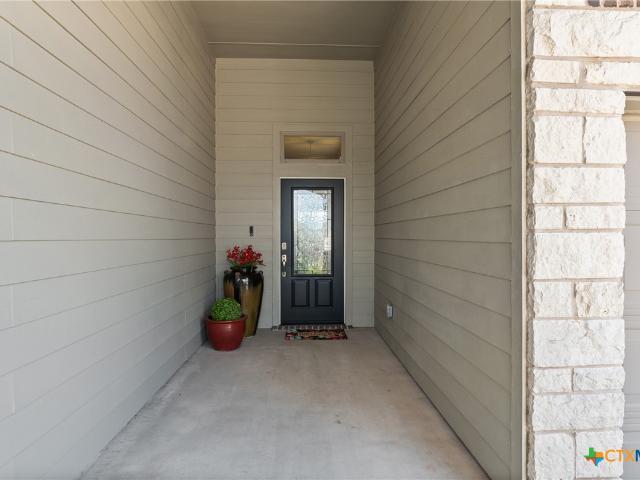 815 Cross Drive