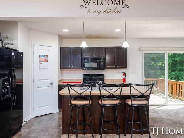 815 Ashlee Drive