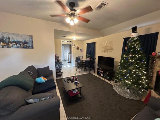 815 Avenue A