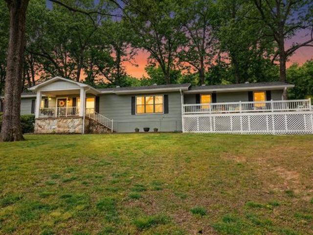 815 Brewer St, Thayer, MO 65791